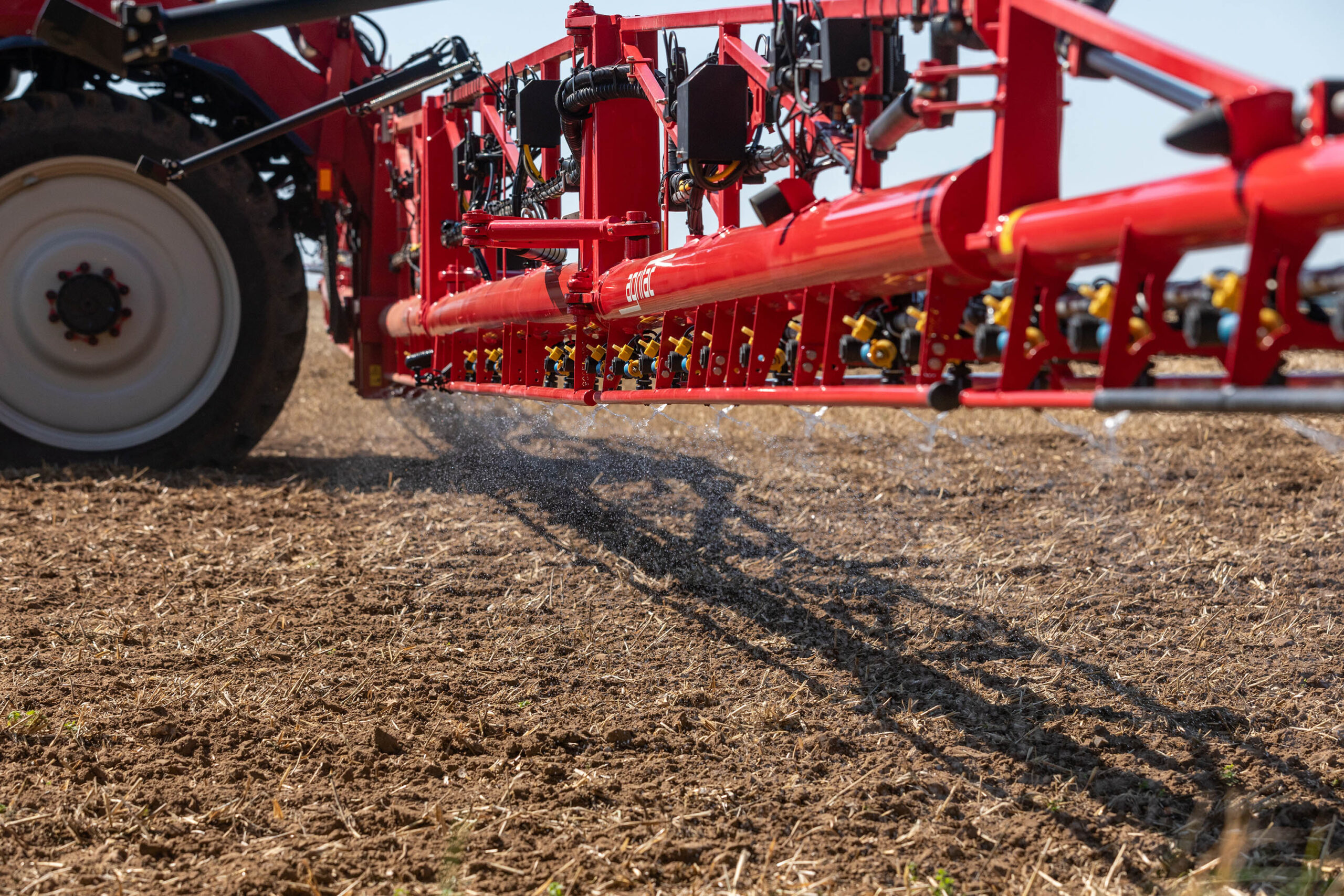 Spray Assist assures best practice application - Tillage and Soils ...